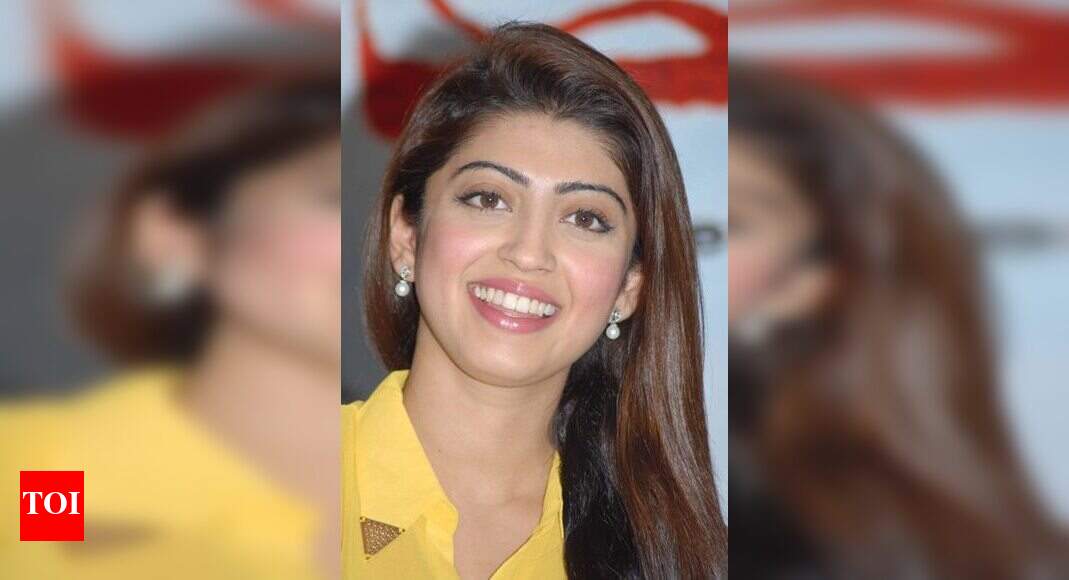 Pranitha at Brahma platinum disc release in Bangalore | Events Movie ...