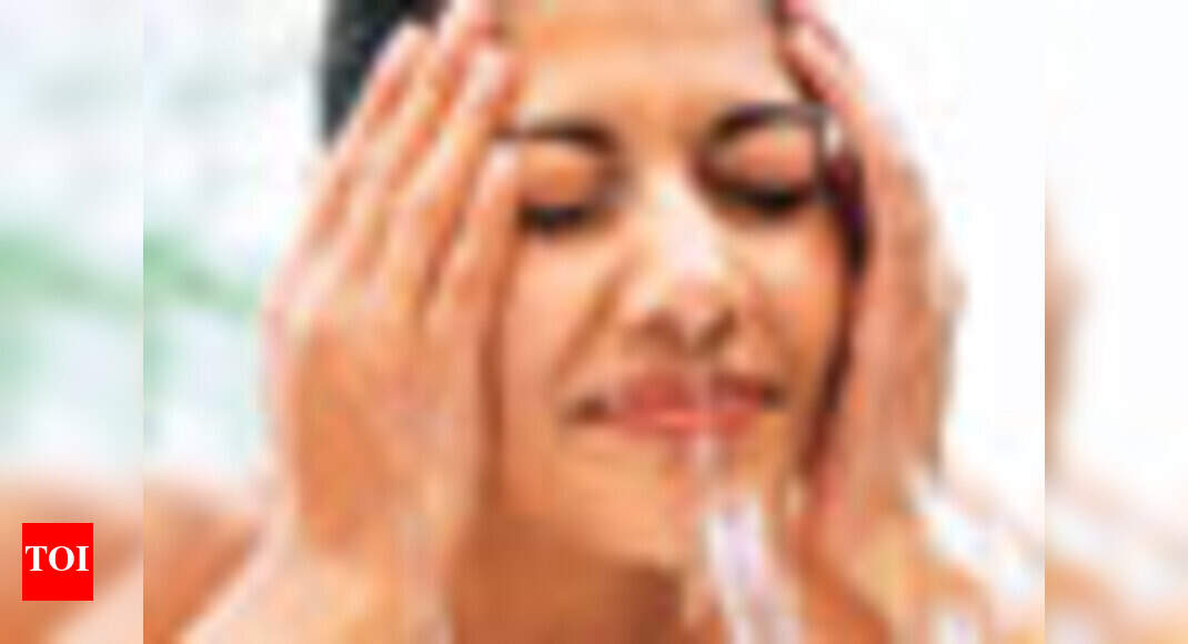 Water therapy for healthy skin - Times of India