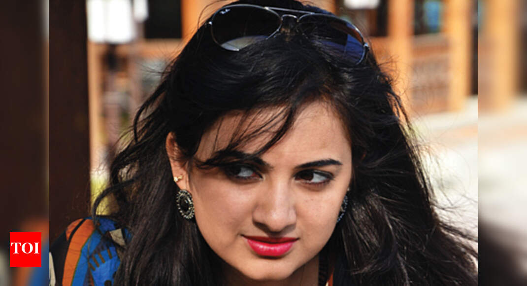 Varuna Shetty: Varuna to debut flavouring Rasam | Malayalam Movie News ...