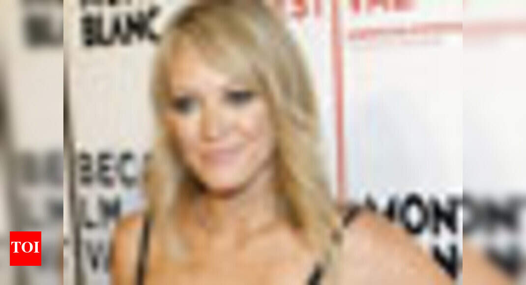 Duff gets a scorpion in her pants | English Movie News - Times of India