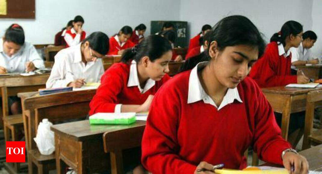 CBSE to count best grades in English - Times of India