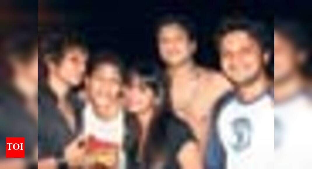 Saurish had a grand party! | Events Movie News - Times of India