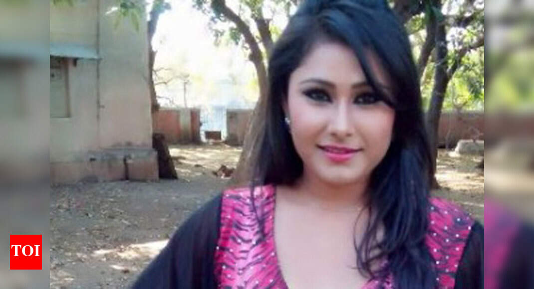 Priyanka Pandit to sizzle in 'Jaaneman' | Bhojpuri Movie News - Times ...