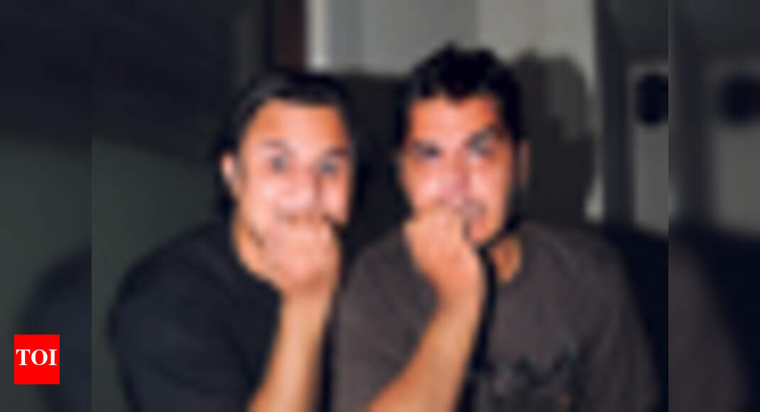 Craig & Carey entertain Chennaiites | Events Movie News - Times of India