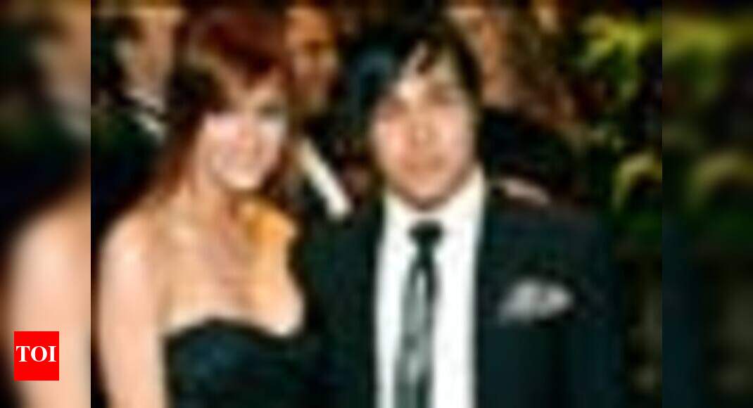 Motherhood calling for Ashlee! | English Movie News - Times of India