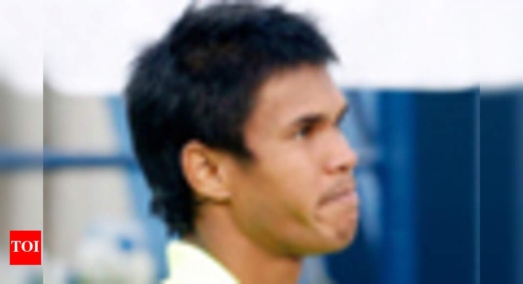 Del Potro's injury sends Somdev into second round in Dubai | Tennis ...