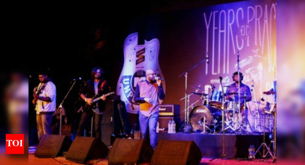 Benny Dayal enthralls fans at a music concert in Pune | Events Movie ...