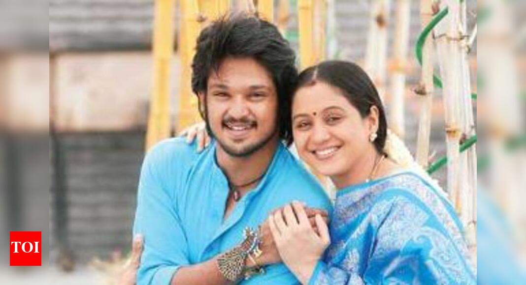 Nakul and sister Devayani together on TV - Times of India