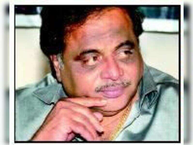 sandalwood: Fans pray for Ambareesh, as actor is shifted to Singapore ...