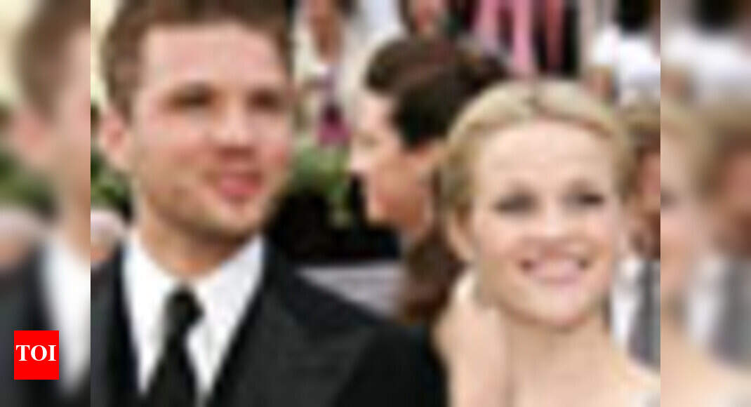 Reese and Ryan officially divorced | English Movie News - Times of India