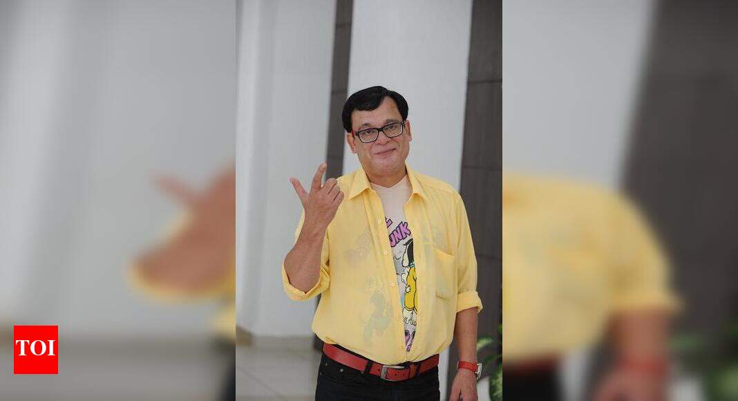 rajiv mehta: Rajiv Mehta bags the best actor award for his Gujarati ...