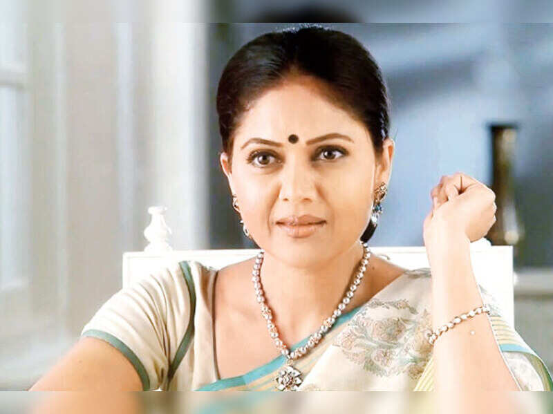 Marathi actresses emerge stronger playing maa and saas roles on TV ...