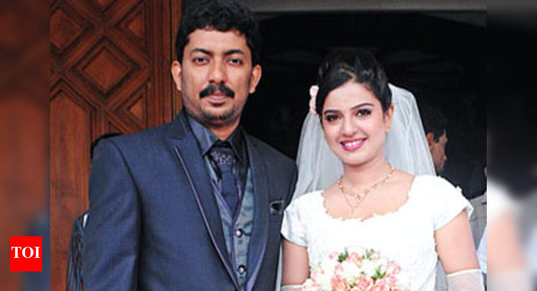 TV actress Sarangi aka Stephy Grace ties the knot in Kochi | Events Movie News - Times of India