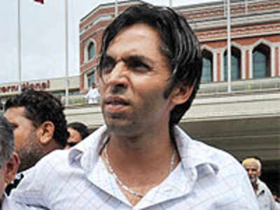 PCB to ask 'Hakeem' on Asif detention case | New Zealand in India 2016 ...