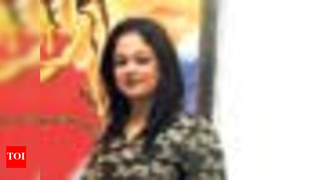 Piu explores the abstract | Events Movie News - Times of India