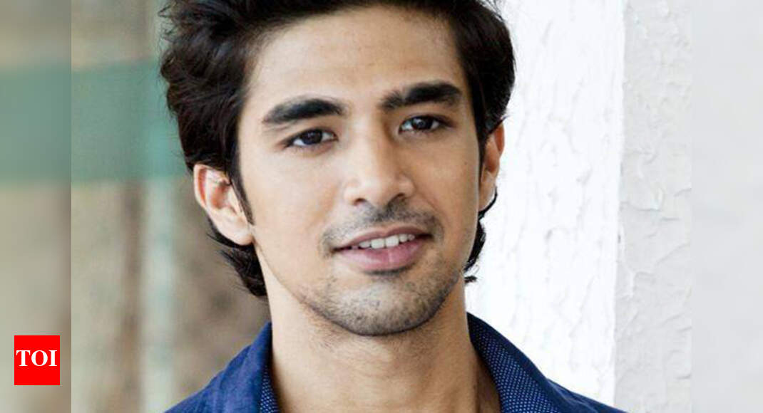 I don't feel inspired from SRK: Saqib Saleem | Hindi Movie News - Times ...