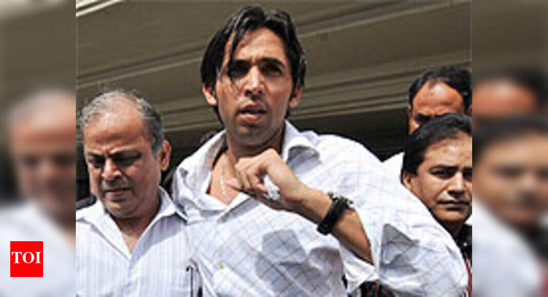 PCB suspends Asif, Akhtar in Champions Trophy squad | New Zealand in ...
