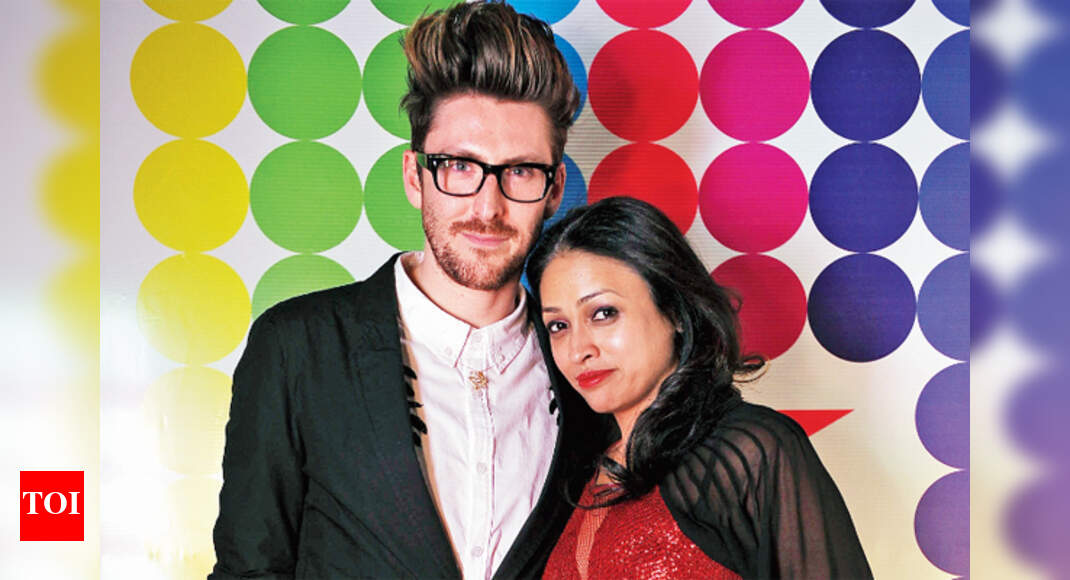 KOOVS.COM hosted a fun-filled evening at Asilo Rooftop Bar & Lounge at ...