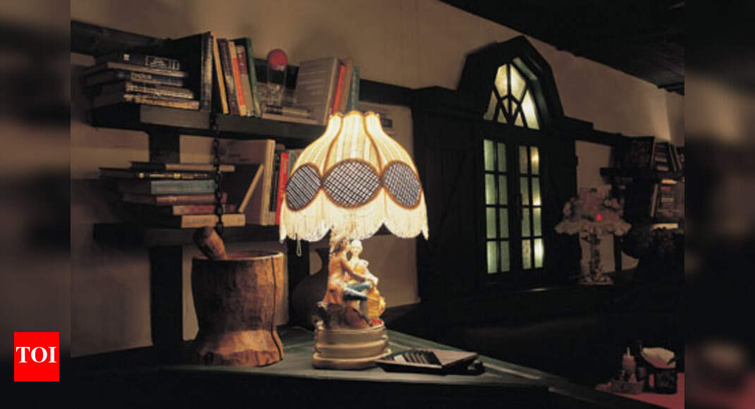 How to maintain a library at home - Times of India