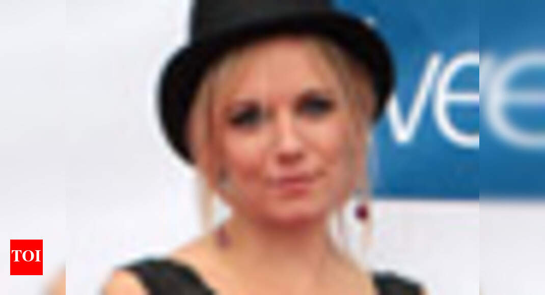 Sienna branded a 'home wrecker' | English Movie News - Times of India