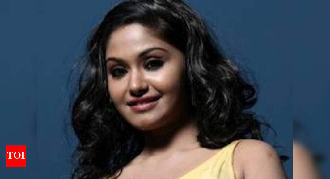 Vinay Fort and Shrita Sivadas on Onnum Onnum Moonnu next - Times of India
