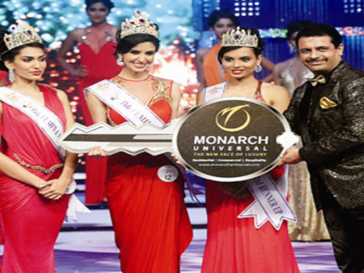 Monarch celebrates beauty and women power