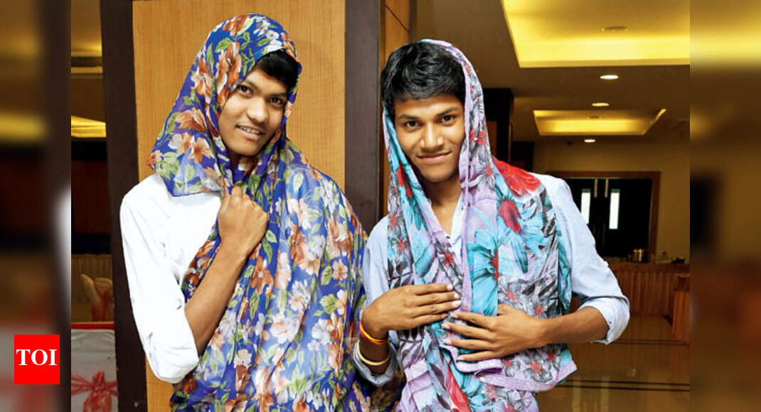 Students of Shri Govindram Seksaria Institute of Technology and Science ...