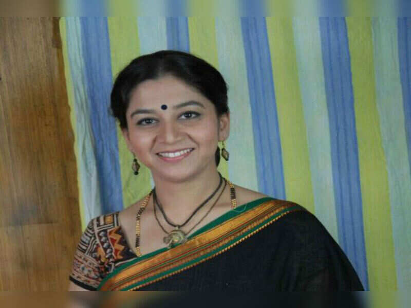 Sudha Rani dubs for Ramya in Maanikya | Kannada Movie News - Times of India