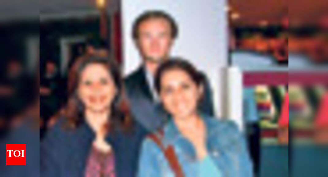 Munisha has a blast! - Times of India