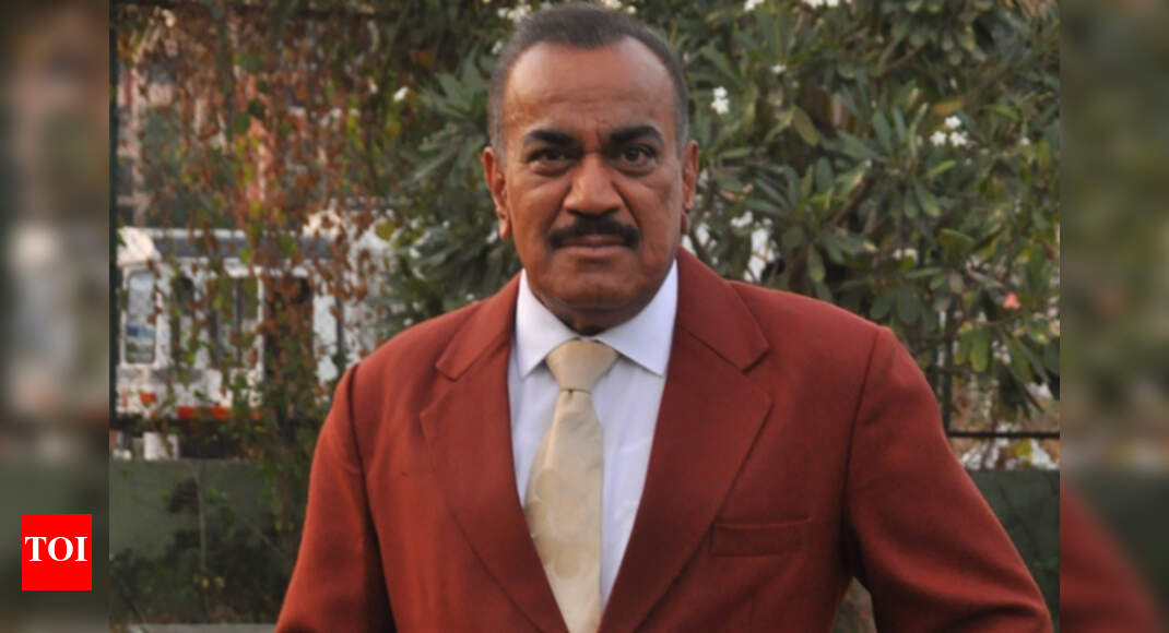 Shivaji Satam gets nostalgic - Times of India