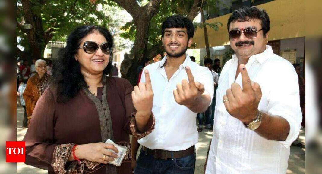Jayaram and family cast their votes | Malayalam Movie News - Times of India
