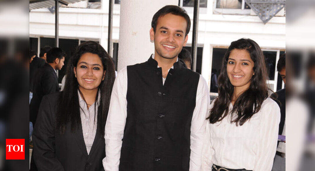 Students from all over India participated at Raisoni Law College’s Moot ...