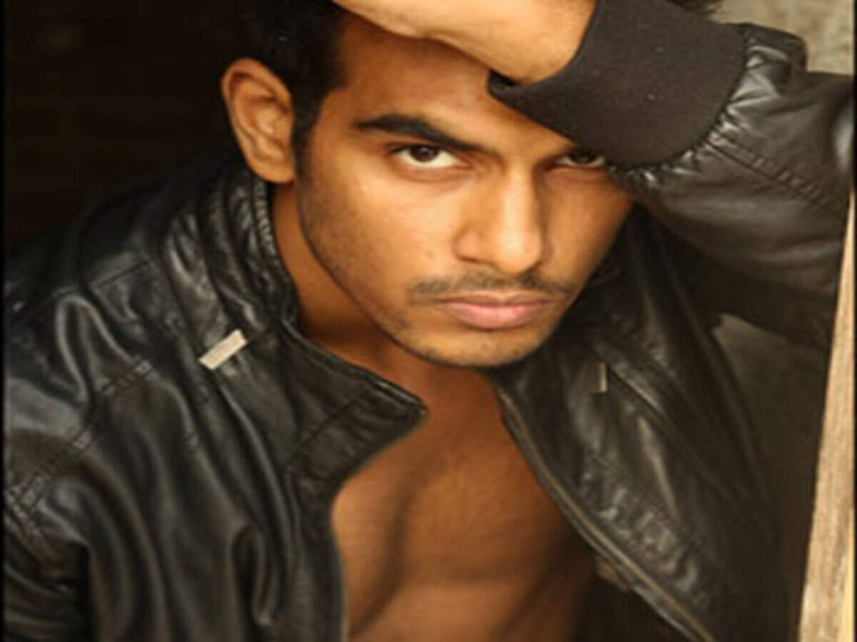 Mr India World 2012 Taher Ali gets up, close and personal