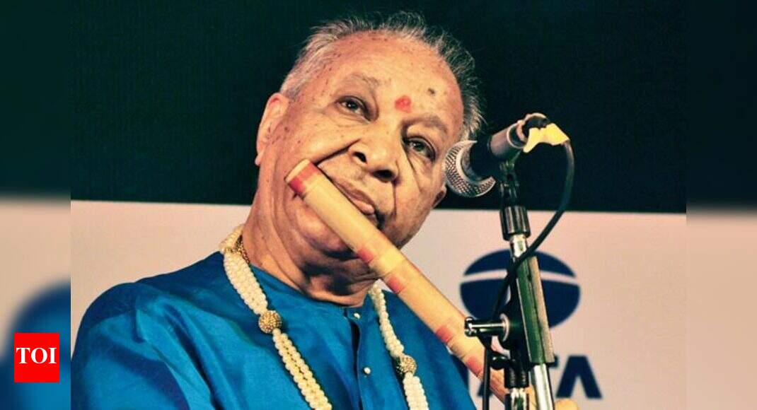 Pandit Hariprasad Chaurasia performs for a school in Gurgaon | Events ...