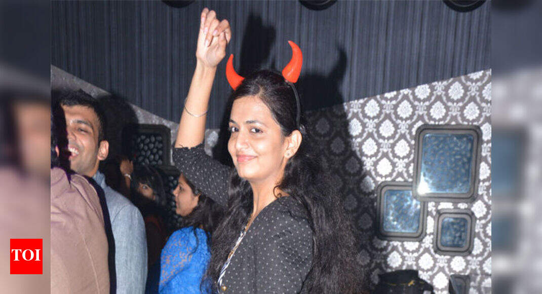 When YCCE students showed their ‘devilish’ side at their farewell party ...
