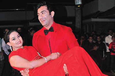 Nithin Paul's wedding reception in Kochi | Events Movie News - Times of ...