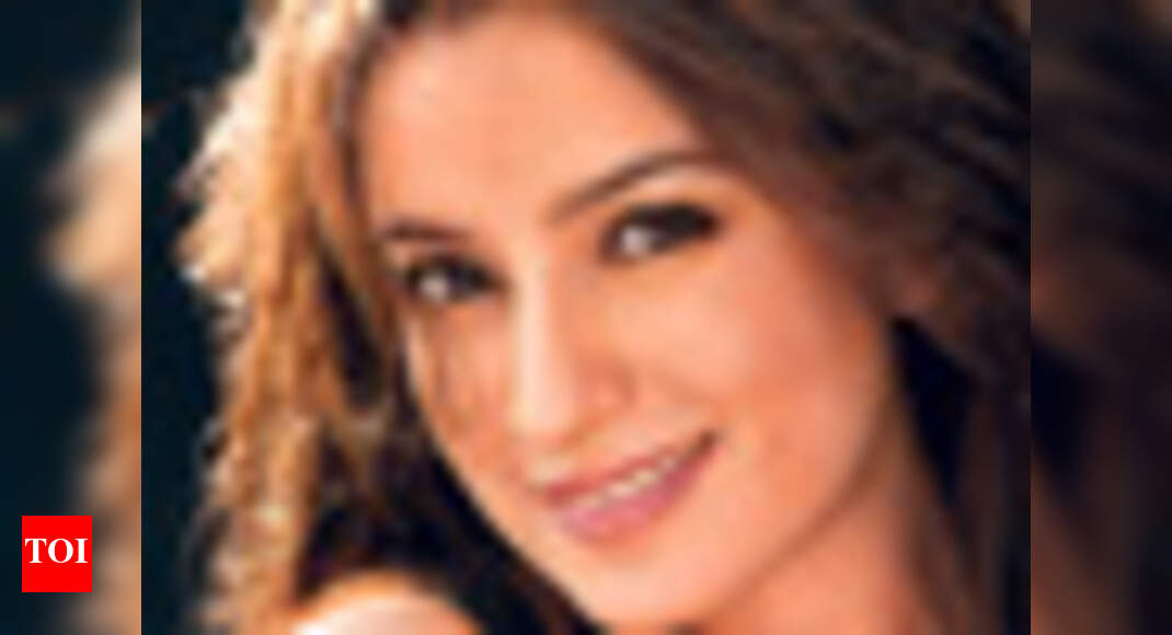 Tisca ready for a new image! | Hindi Movie News - Times of India