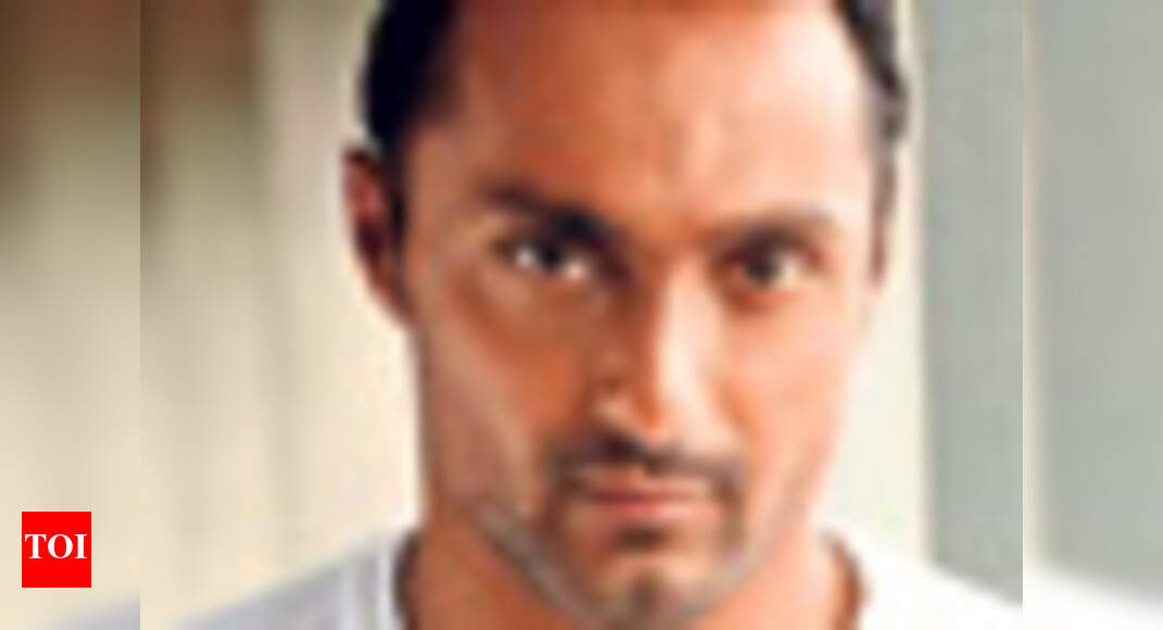 What’s Bose doing with Scarlett? | Hindi Movie News - Times of India