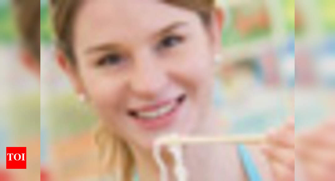 Past Behaviour: Past traits affect impulsive eating - The Times of India