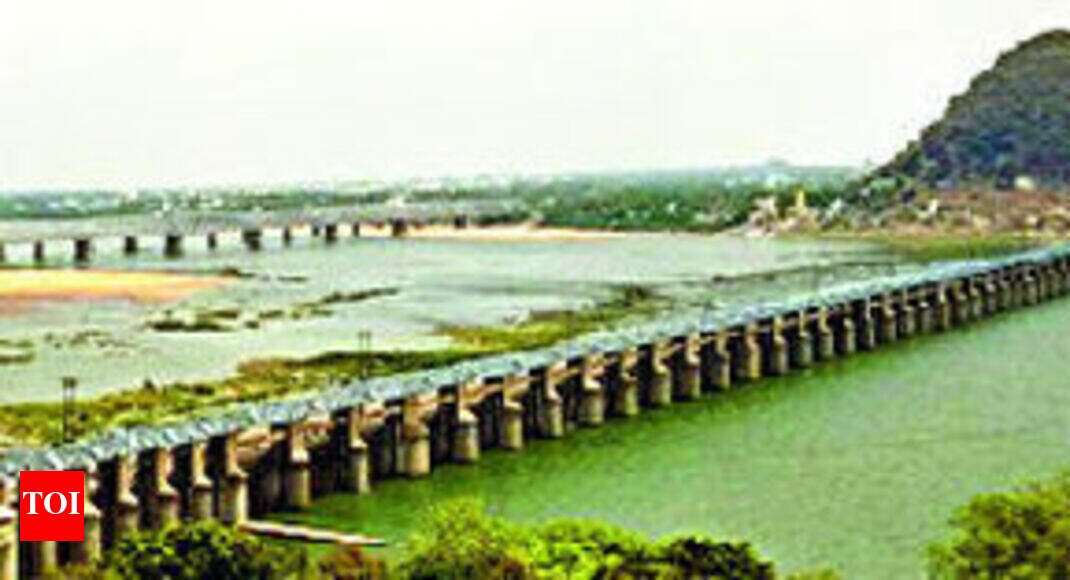 Seemandhra capital between Vijayawada and Eluru? | India News - Times ...