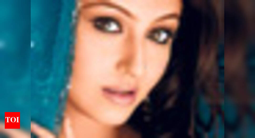 Saumya’s in trouble! - Times of India