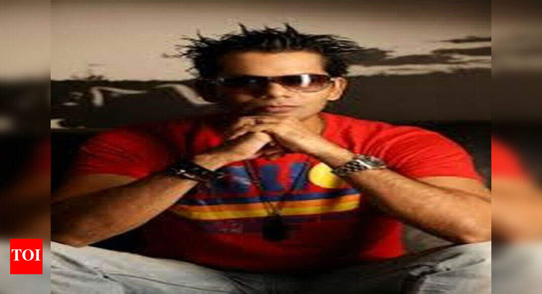 It's a wild birthday party for DJ-RJ Rohit Barker | Kannada Movie News - Times of India