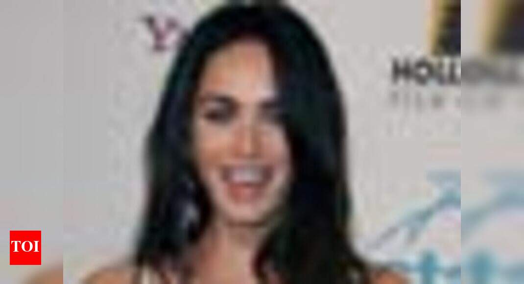 Megan too small to be busty superhero | English Movie News - Times of India