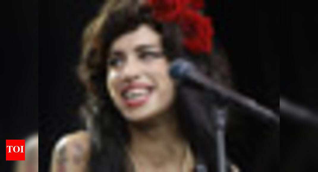 Amy, Ronson reunite for new album | English Movie News - The Times of India