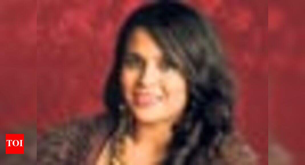 Pooja becomes Natasha - Times of India