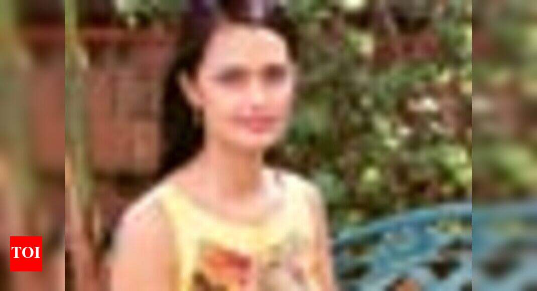 Vipasha keeps it under wraps - Times of India