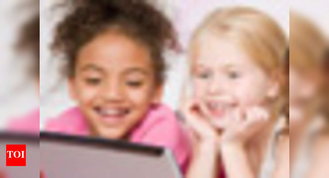 Kids shunning books for the Internet - Times of India