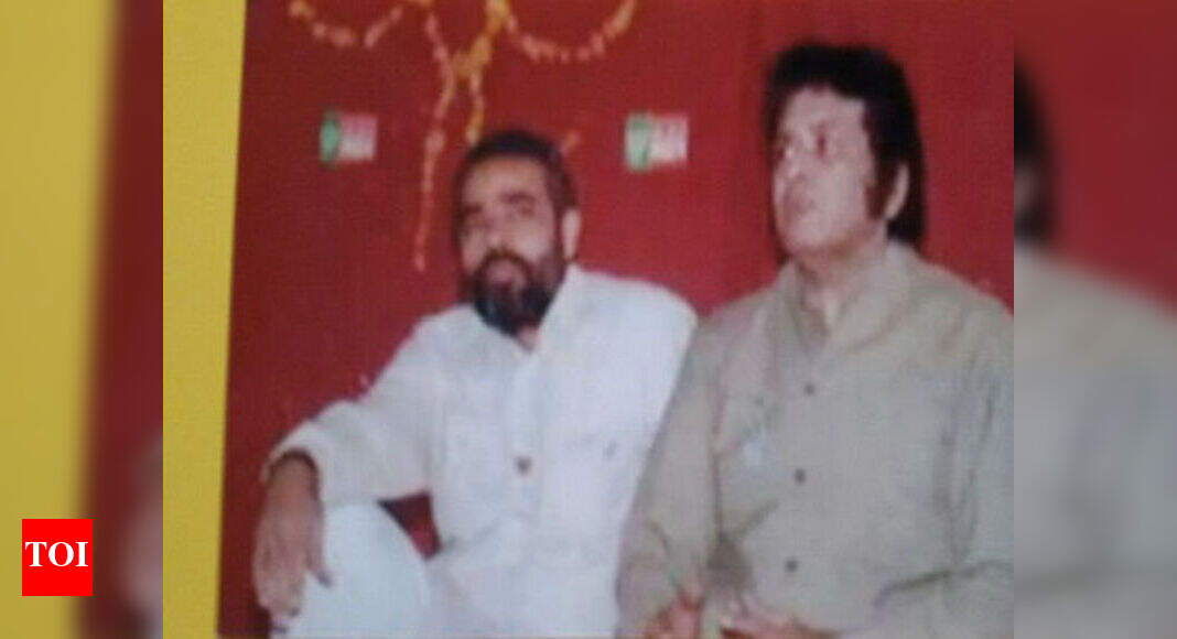 When Manoj Kumar met Narendra Modi | Hindi Movie News - Times of India