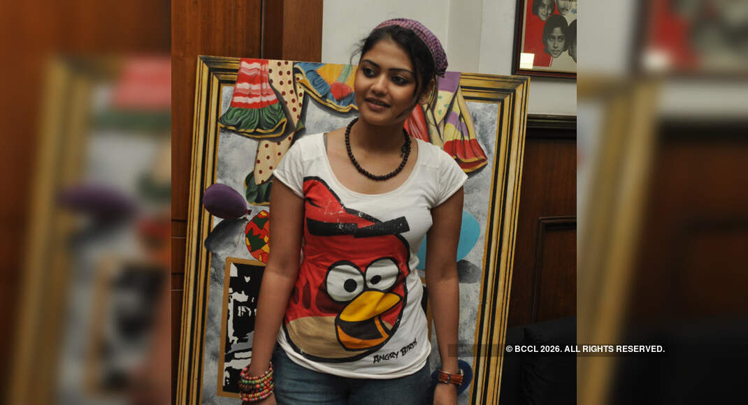 Sayani Ghosh at the premiere pf Bengali movie Ramdhanu held in Kolkata.