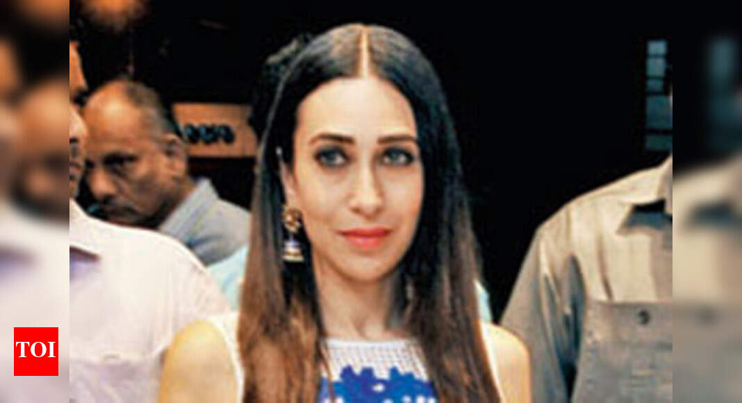 Karisma makes a stunning appearance | Telugu Movie News - Times of India